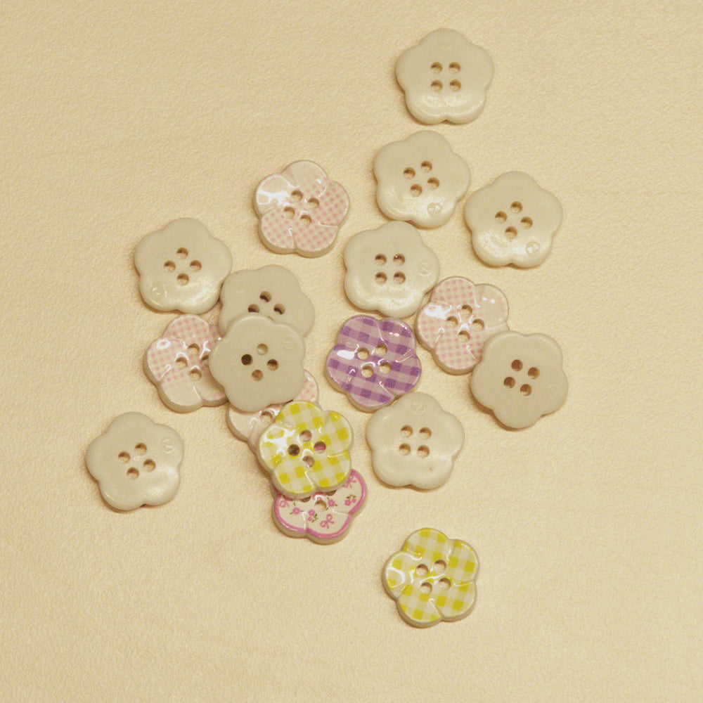 Flower Buttons – ROLLY WOOL