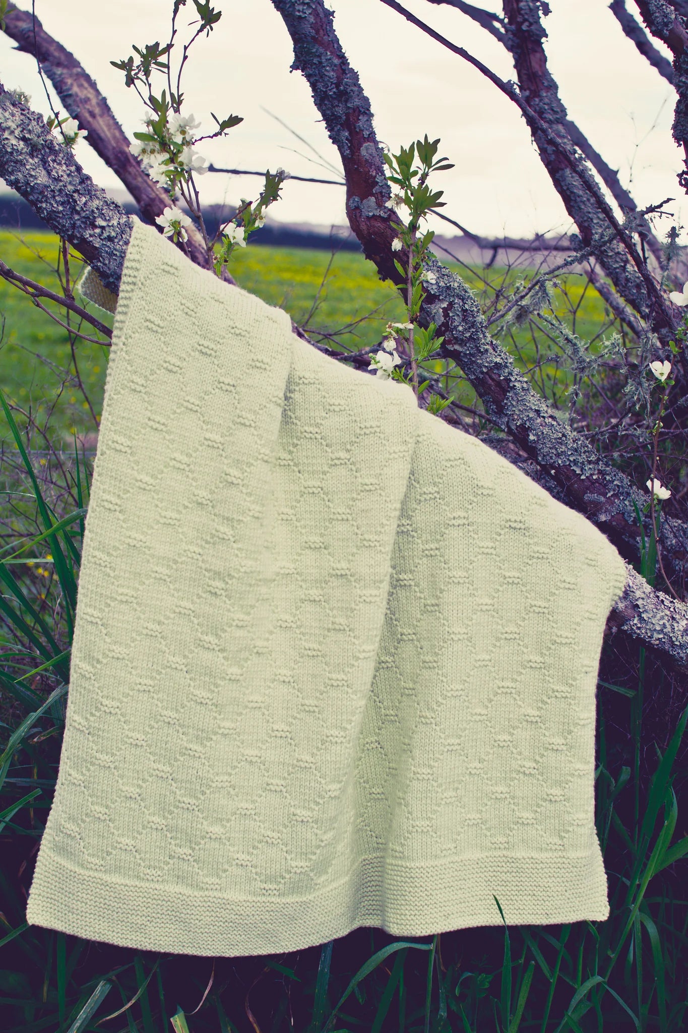 Mosaic Blanket BC42 in 8 Ply – ROLLY WOOL
